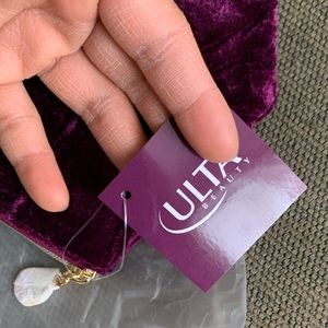 Ulta Beauty | Bags | Nwt Velvet Burgundy Ulta Cosmetic Bag Makeup Bag ...